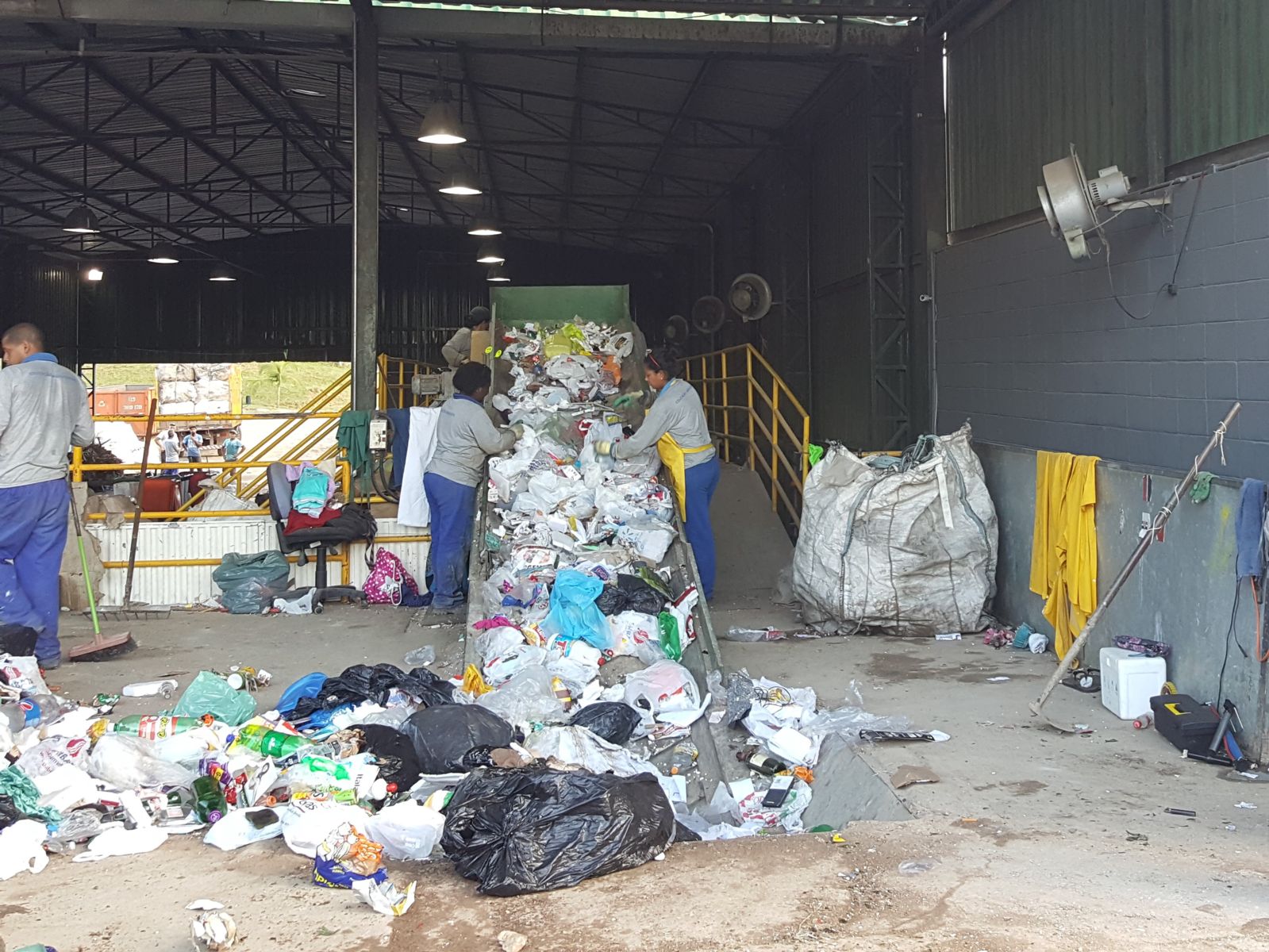 iWrc: Cleaning up wastepicking in Brazil - SAI